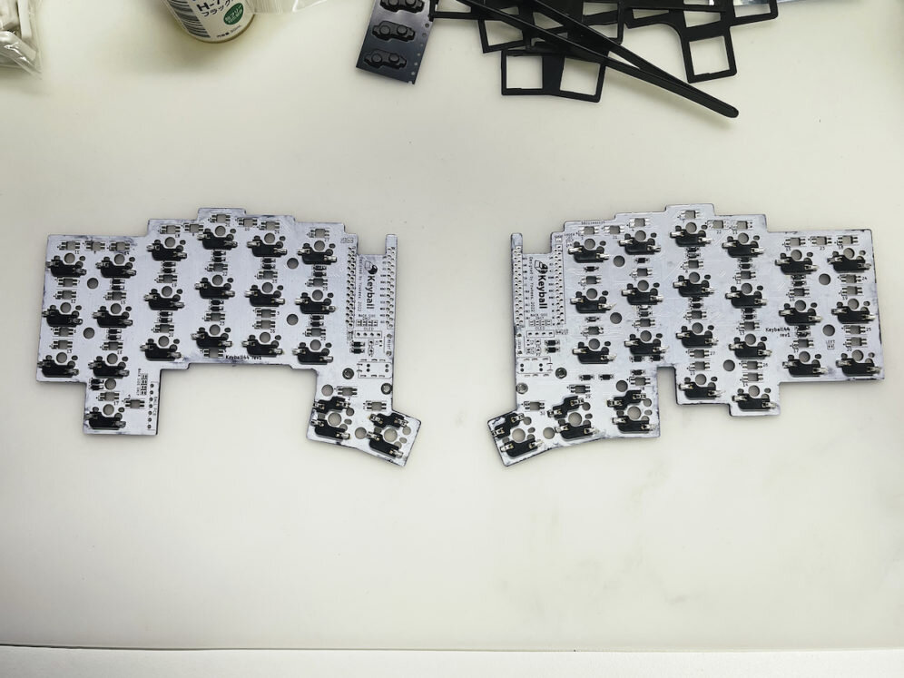 Keyball44キットを組み立てました。 – no theme.